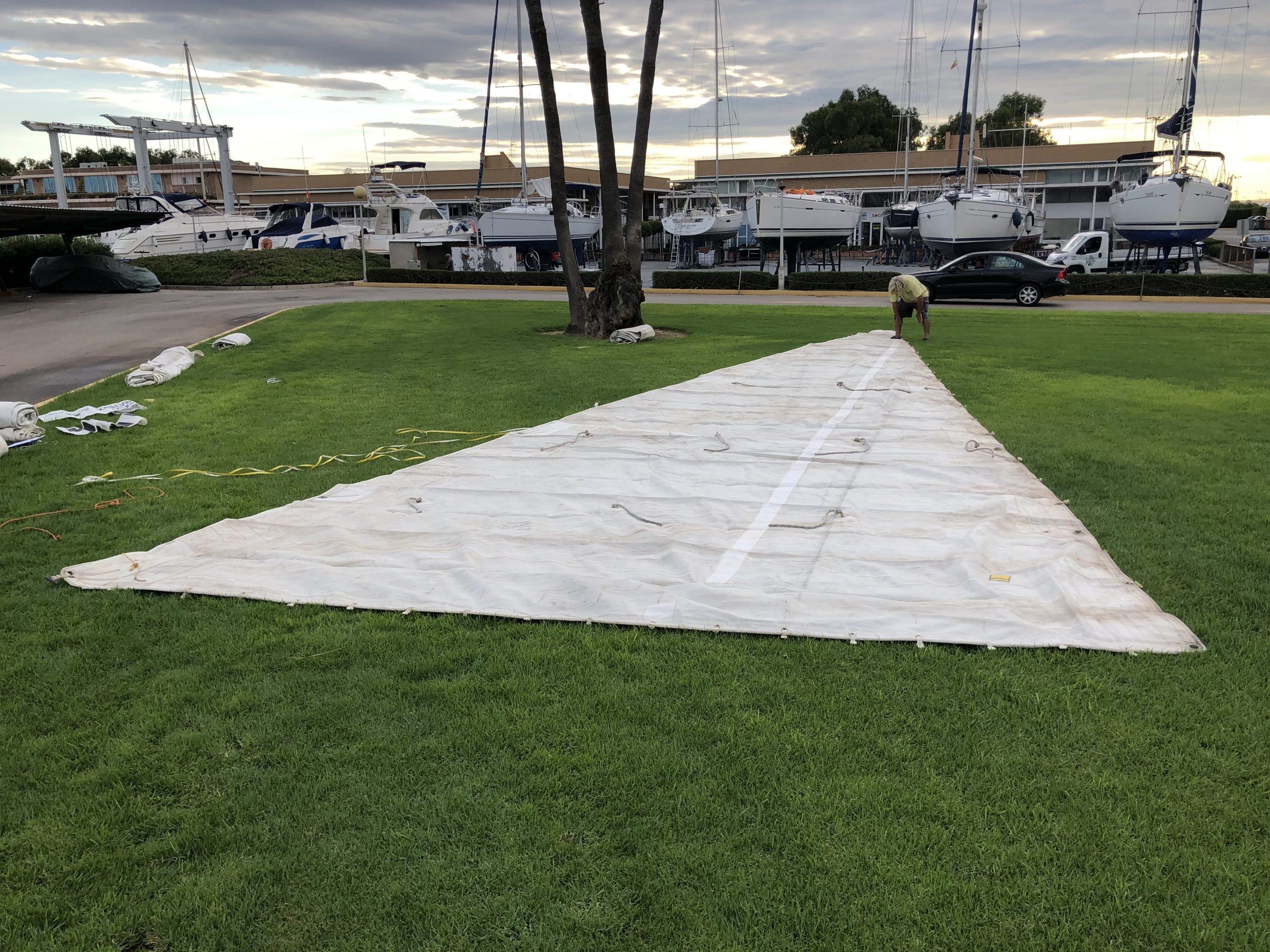 Vela - Yankee foque puño alto | SPINNAKER NÁUTICA VALENCIA